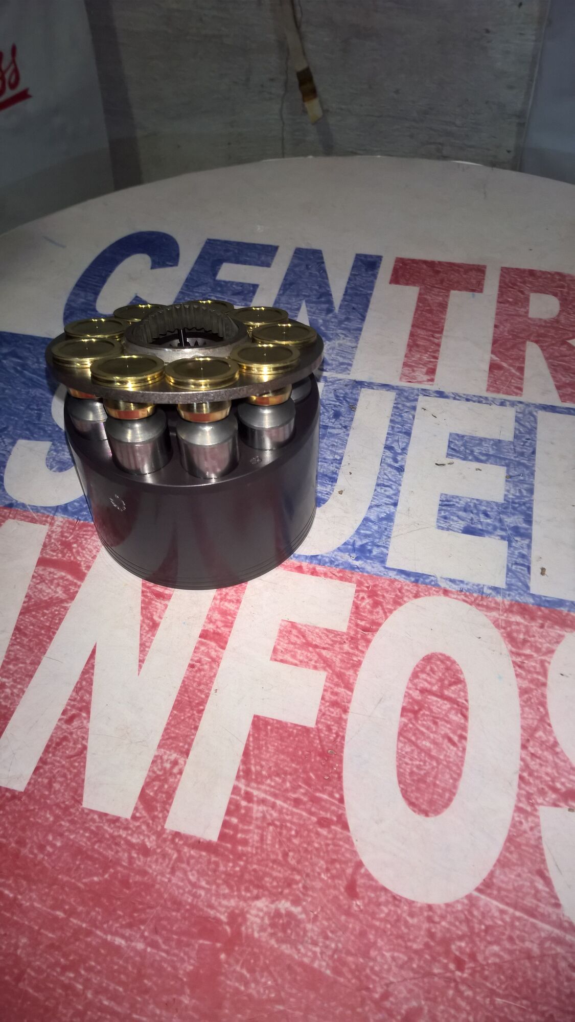 Качающий Узел 1700652 в сборе 65/75CC J FRAME CYLINDER BLOCK ASSEMBLY ...